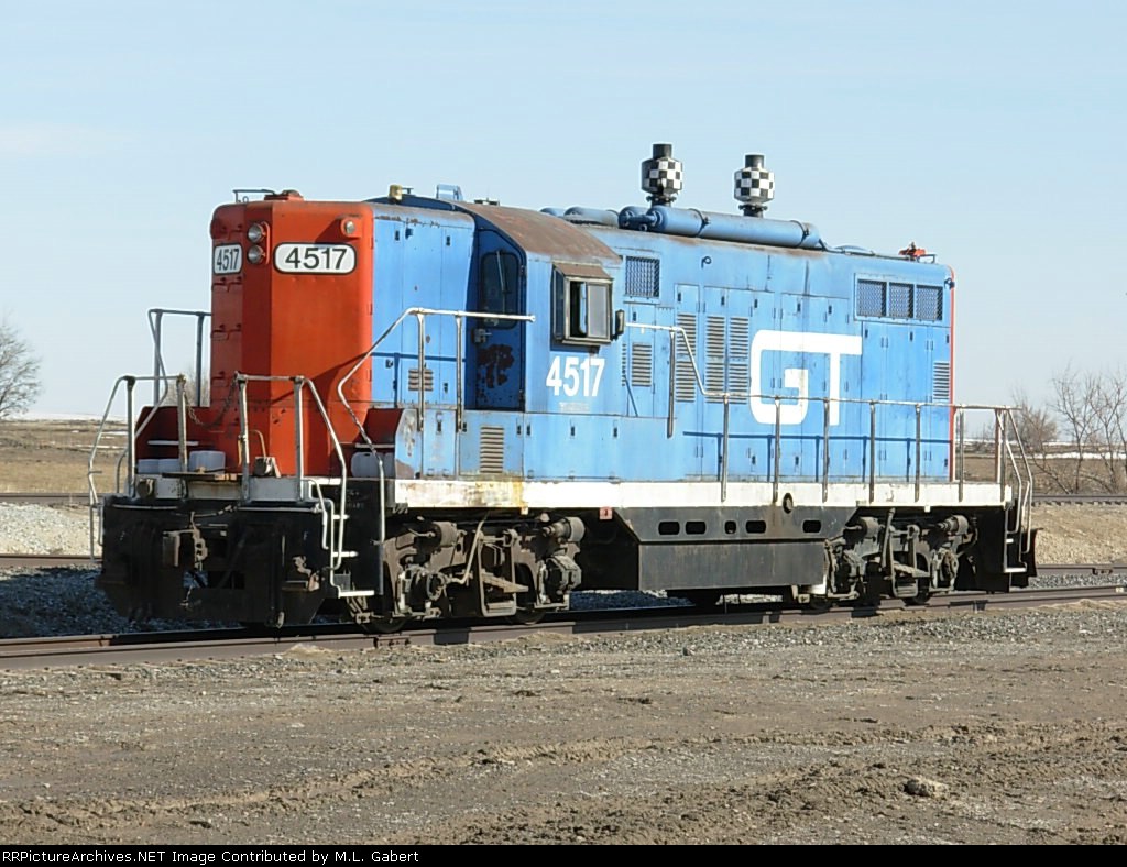 Ex-GT "torpedo boat" GP9 awaits it's next assignment
